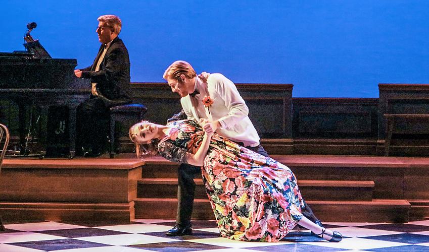 Musical Review fills Theatre with Sounds of Cole Porter | Discover ...