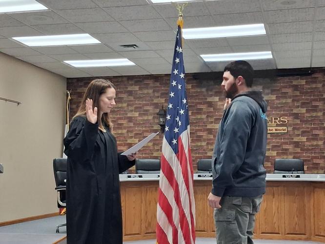 City officials receive oath of office | Sentinel | nwestiowa.com