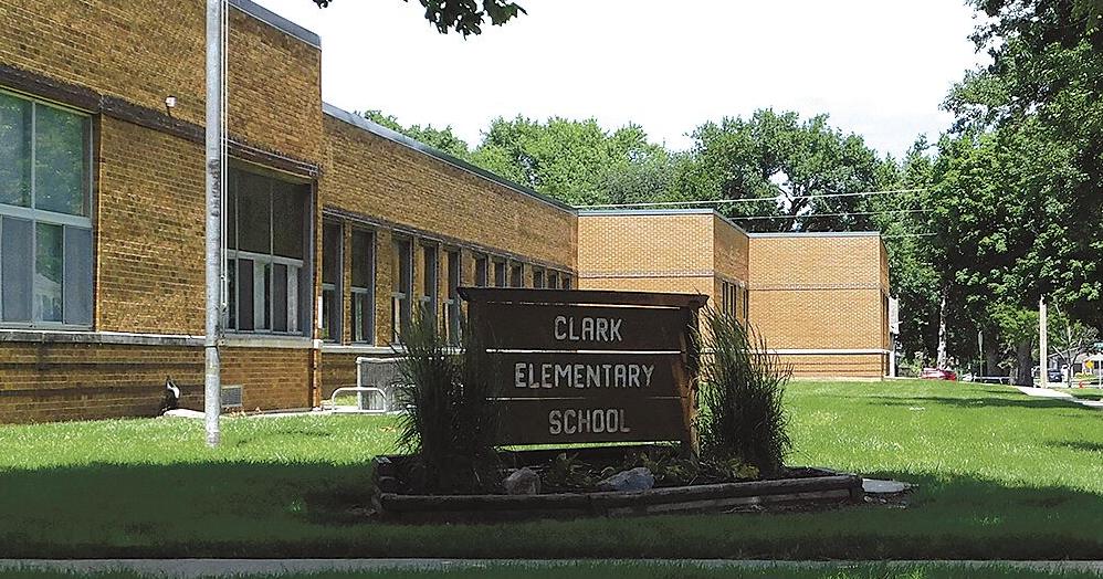 LCS looks at building new elementary school | Sentinel | nwestiowa.com
