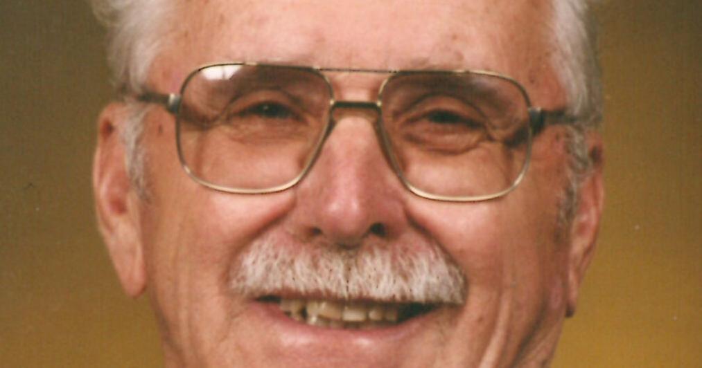 Robert “Bob” Gayer, 95, Rock Valley | Obituaries | nwestiowa.com