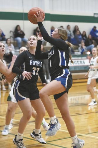 MMCRU splits basketball games with Trinity | Sentinel | nwestiowa.com