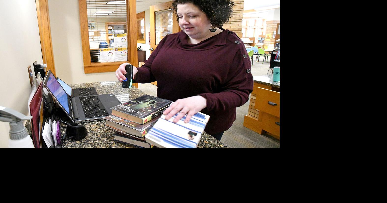 Sioux Center library director returns | Sioux Center News | nwestiowa.com