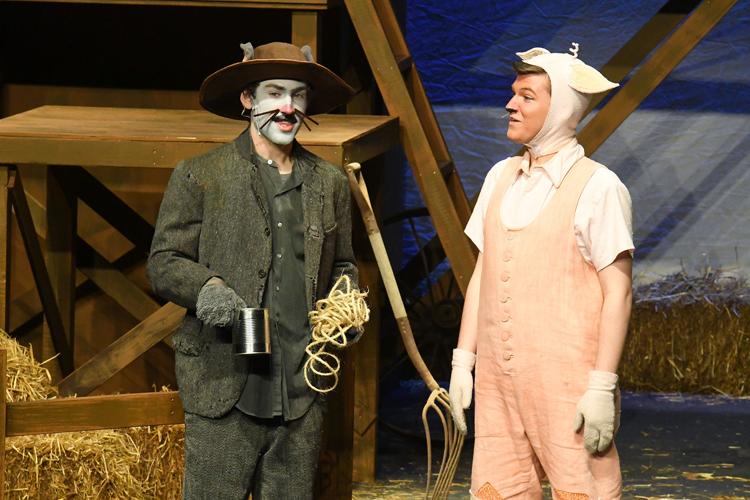 ‘Zuckerman’s Famous Pig’ takes center stage | Sioux Center News ...