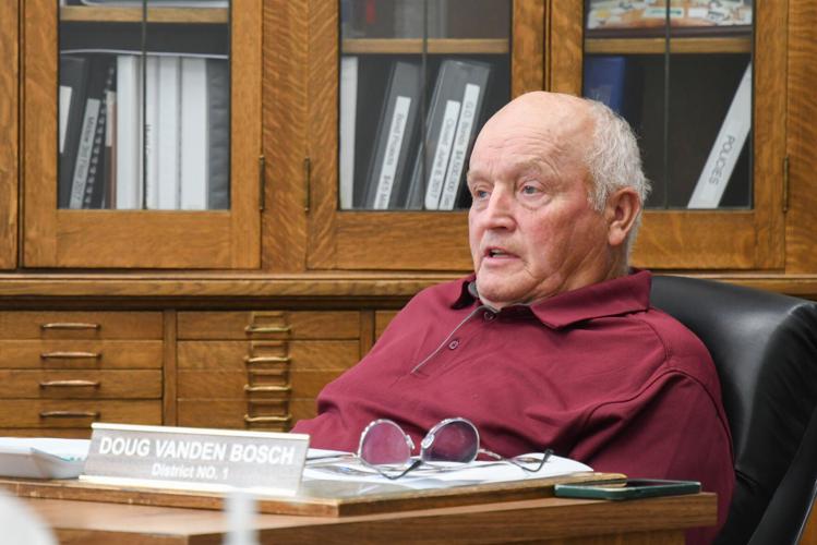 Lyon continues Annex Building chatter | News | nwestiowa.com