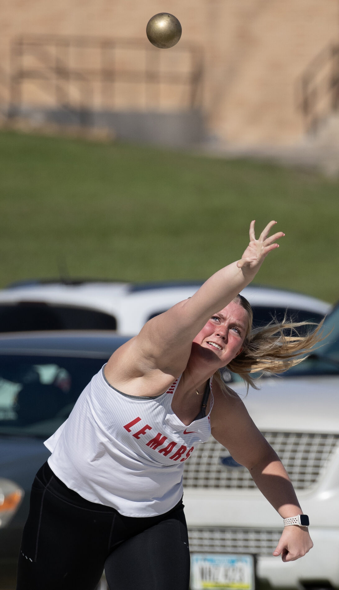 Le Mars competes at Tomahawk Girls Relays | Sentinel | nwestiowa.com