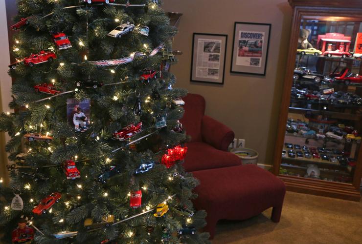 Marilyn Schultz decks her halls with trees, trees and more trees ...
