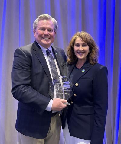 Dennis Reyman receives National Appraiser of the Year Award | Moville ...