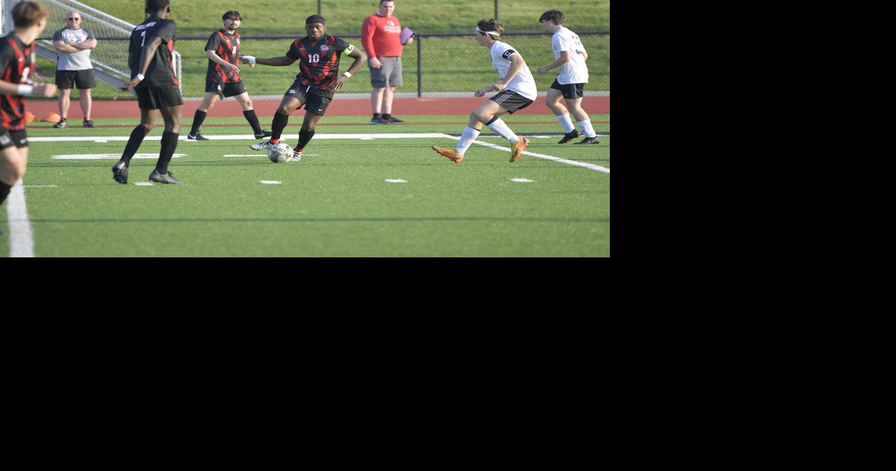 Boys soccer: Le Mars vs. SLPO | | nwestiowa.com
