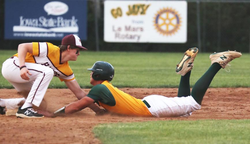 Gehlen wins close WEC contests over H-M-S | Sentinel | nwestiowa.com