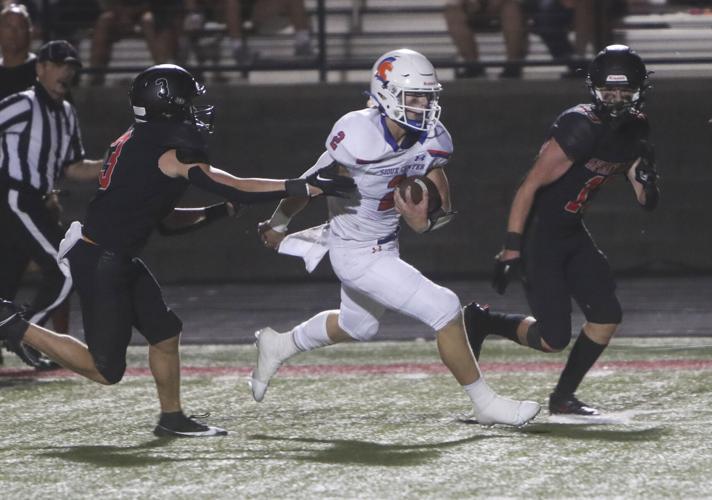 Football: Sioux Center vs Spirit Lake | Sports | nwestiowa.com