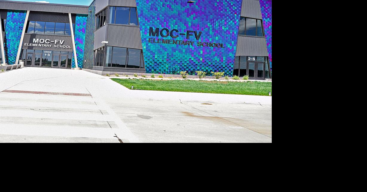 MOC-Floyd Valley Elementary opens doors | News | nwestiowa.com