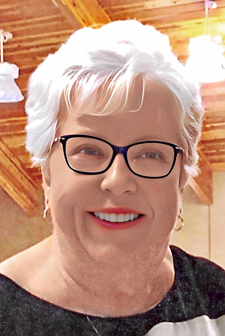 Linda Anderson, 69, Hull | Obituaries | nwestiowa.com