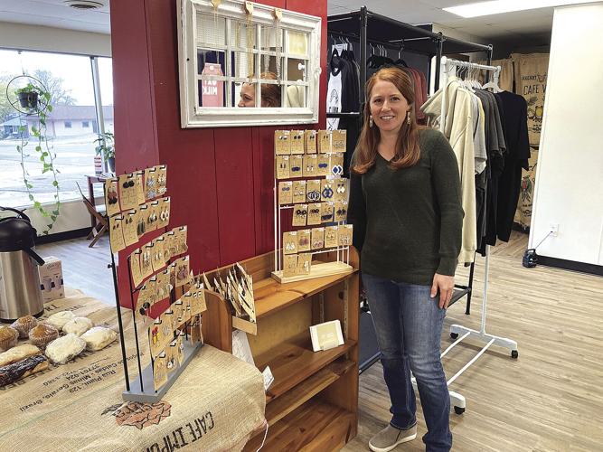 Weins Designs featured at Fat Annie’s | Sentinel | nwestiowa.com