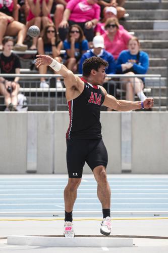 Fifita of Le Mars, Akron-Westfield’s Blowe win state titles | Sentinel ...