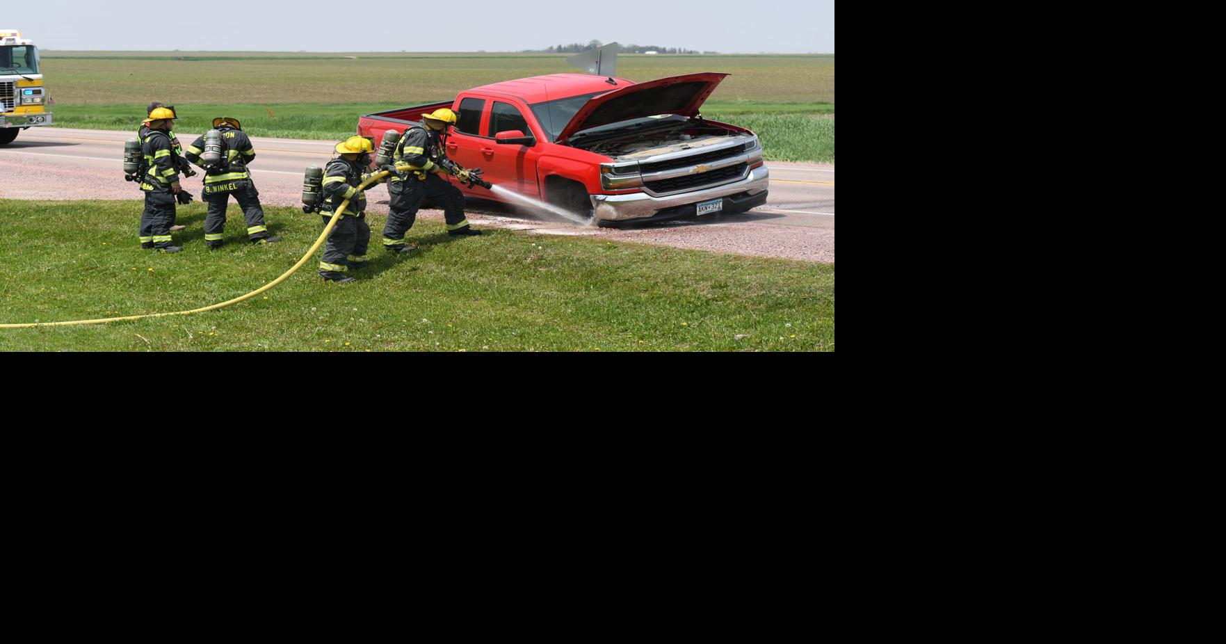 Sheldon Fire Co. puts out vehicle fires | News | nwestiowa.com