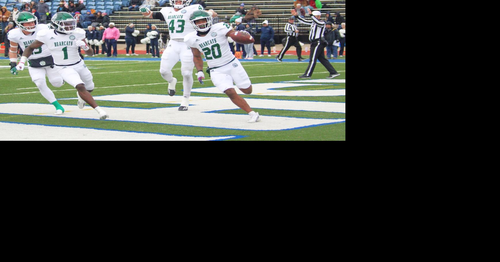 Northwest football spoils Washburn's homecoming with blowout win ...