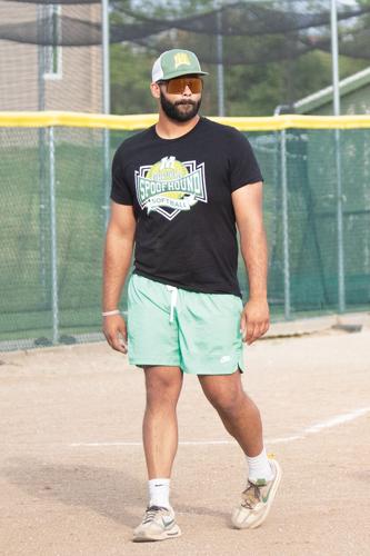 Nickerson strives to 'be in someone's corner' as he navigates new ...
