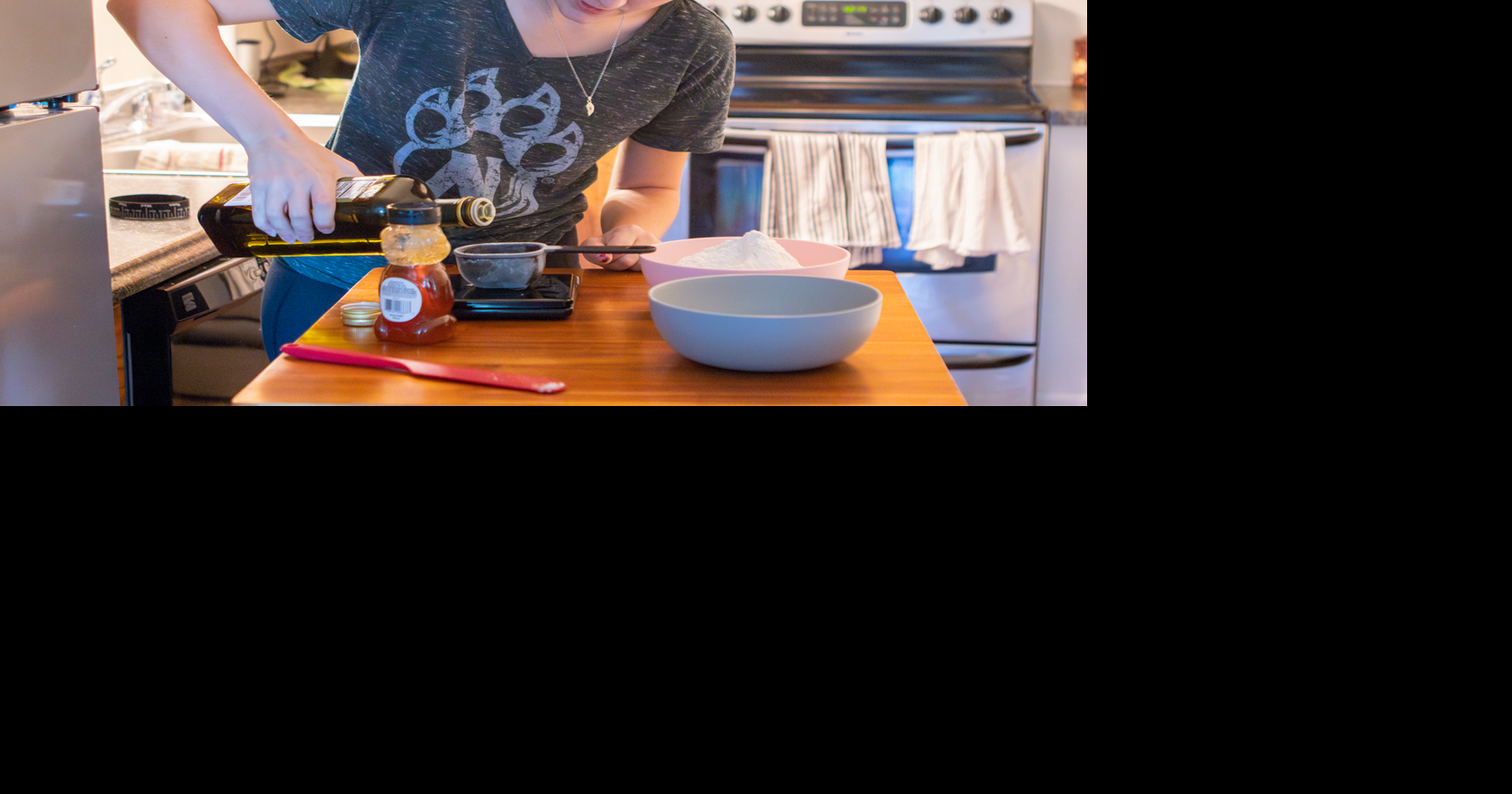 Northwest junior continues baking business through Instagram, calls ...