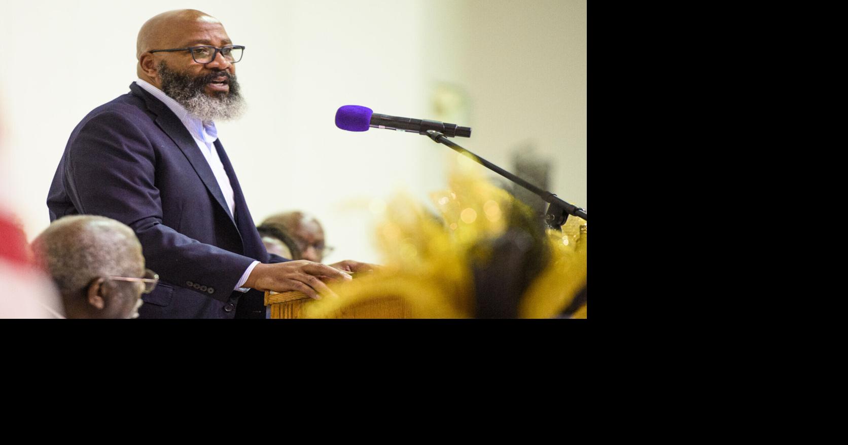 Auburn football chaplain Chette Williams dies on Lake Martin