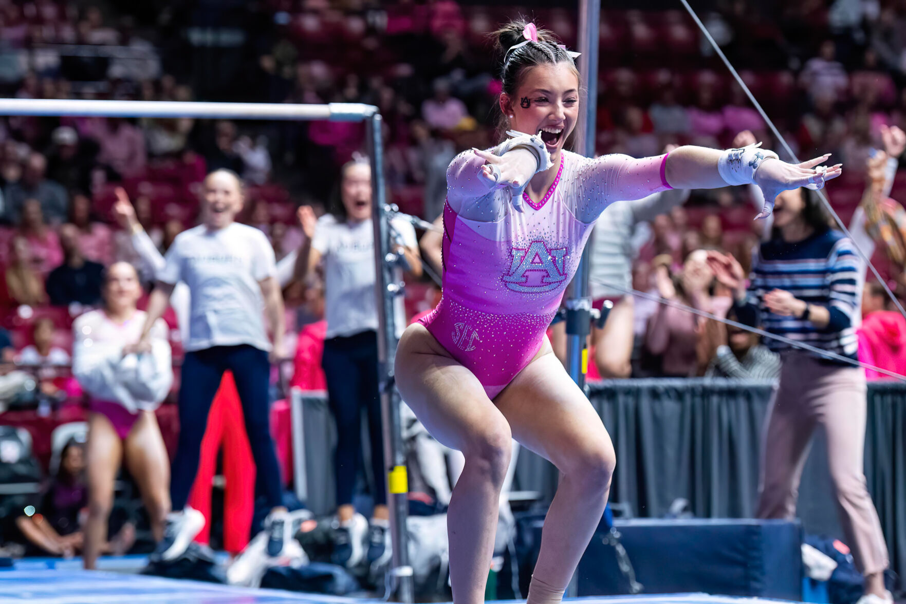 Auburn gymnastics defeats Alabama in Coleman Coliseum
