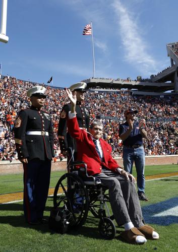 UPDATED: Auburn journalism legend, U.S. Marine Jack Simms passes away at 89