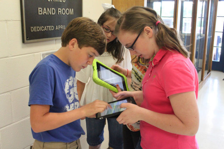 Screen time: how to keep kids safe online