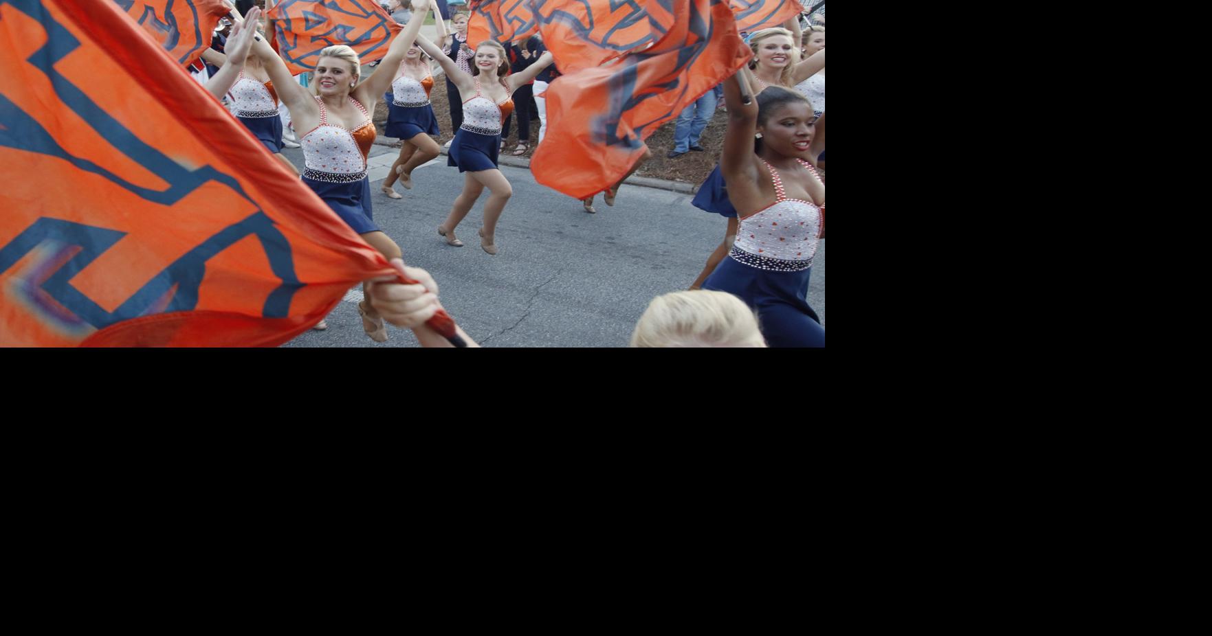 Auburn University homecoming events feature downtown parade on Friday
