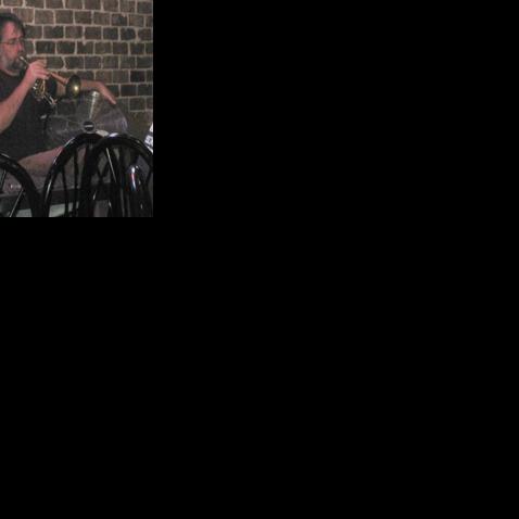 Bubba Hall grabs friends for memorable show