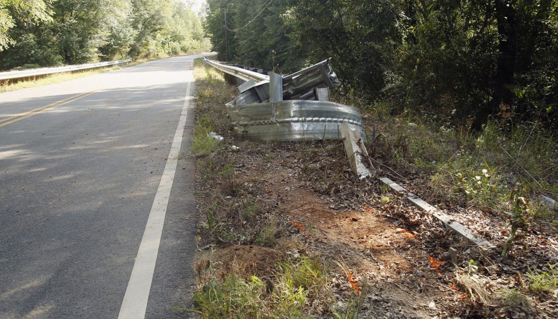 Two Chambers County teens killed in single-vehicle crash Tuesday | News ...