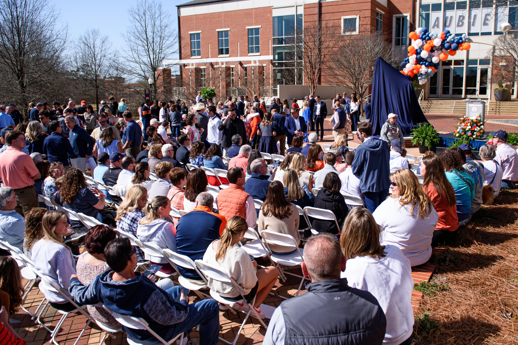 Aubie statue unveiling