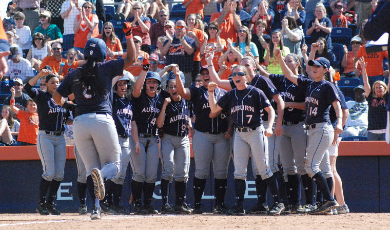 AUBURN SOFTBALL: Home runs power Tigers to win over Georgia State