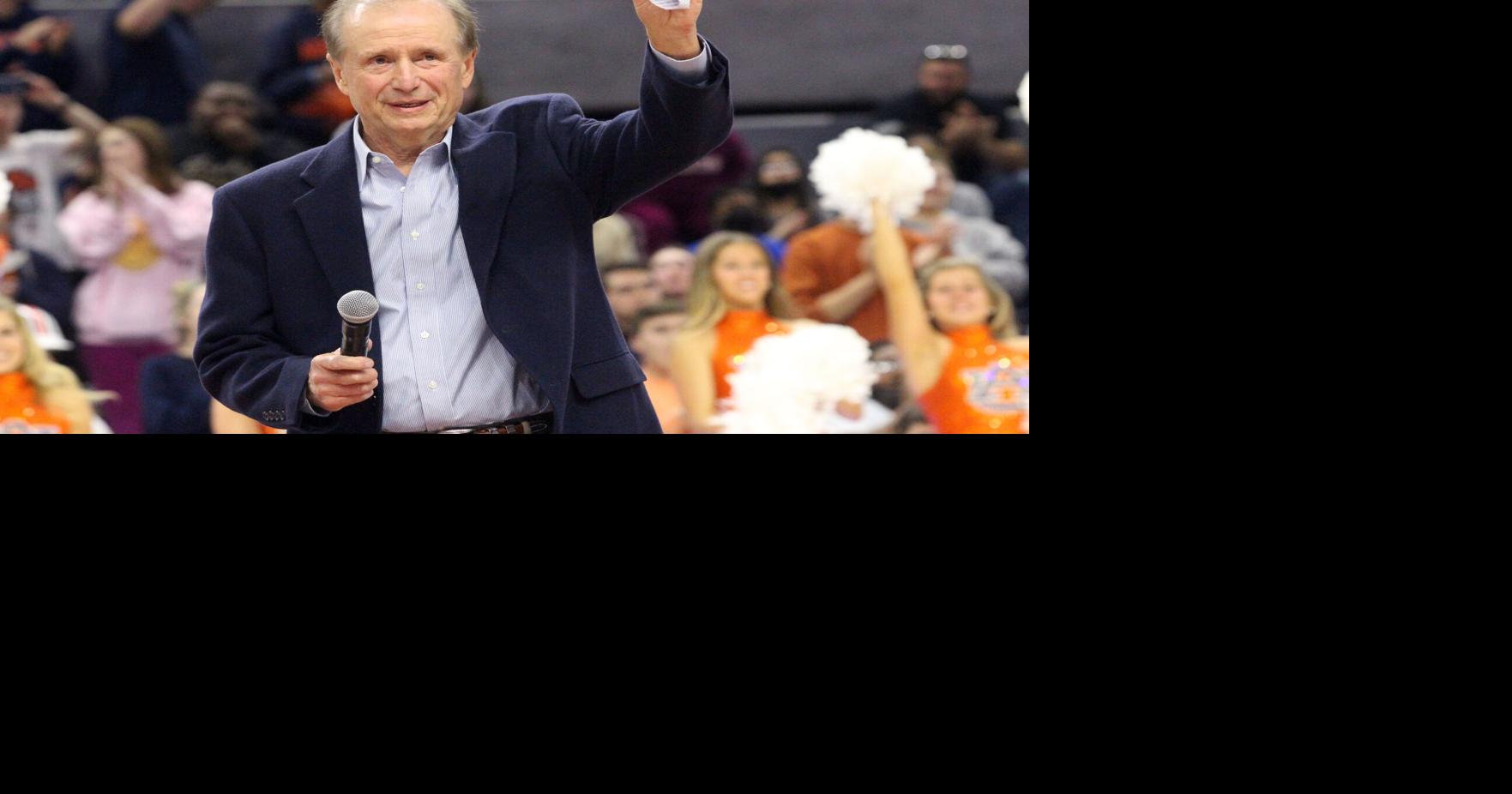 ‘Great memories’: Joe Ciampi banner unveiled in Auburn Arena honoring ...