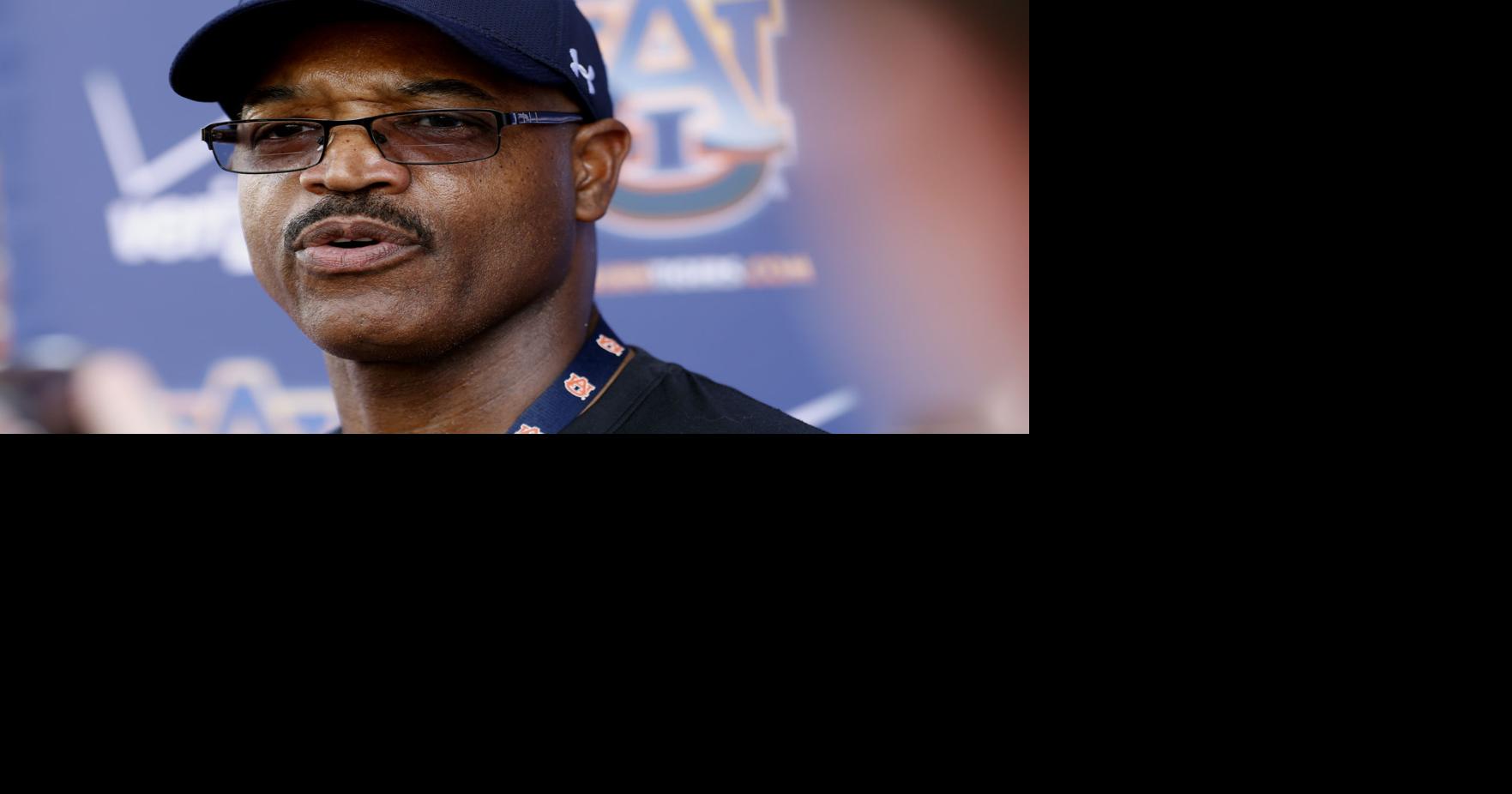 AUBURN FOOTBALL: Interim defensive coordinator Charlie Harbison taking ...