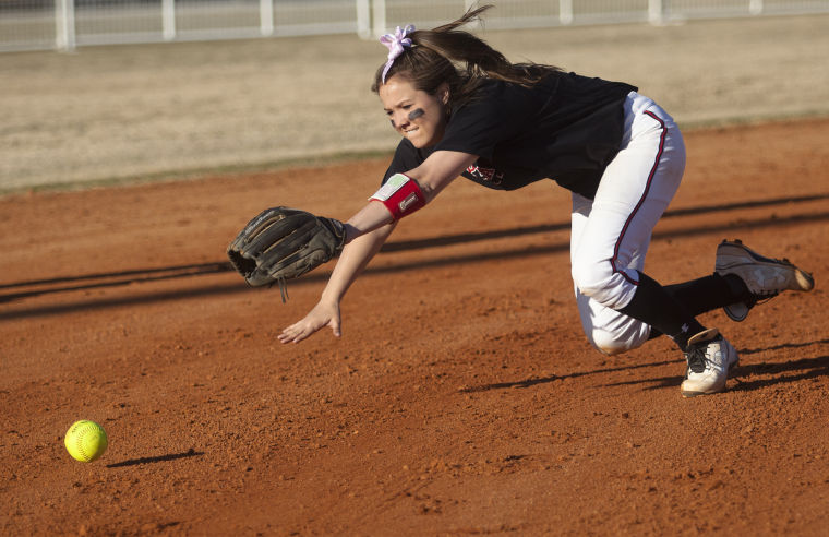 SOFTBALL: Auburn vs. Opelika | Photo Gallery | oanow.com