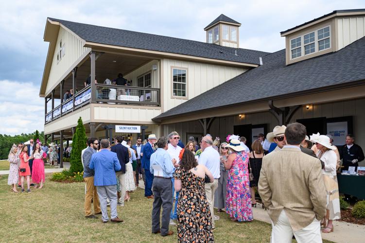 Storybook Farm draws large crowd with annual Kentucky Derby Day