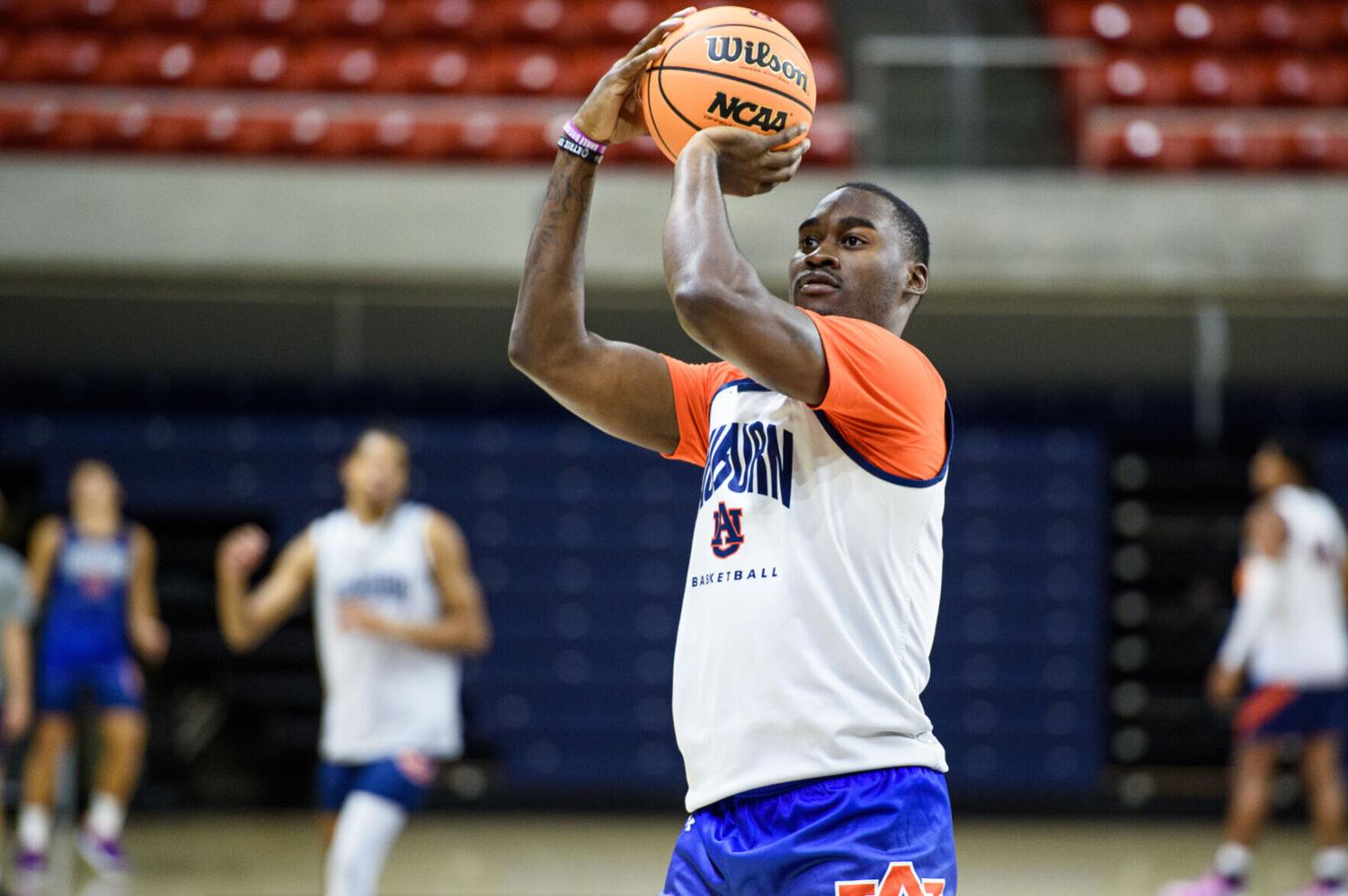 Auburn hoops undergoes 'relentless' offseason training