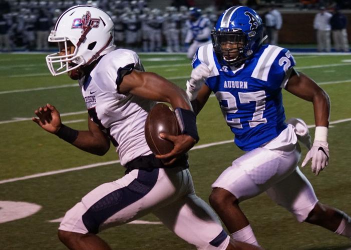 Auburn High’s Aaron Diggs commits to Coastal Carolina