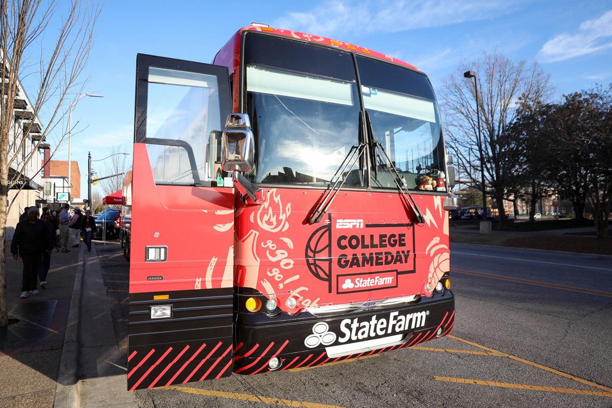 GameDay rolls into Auburn | Local News | oanow.com