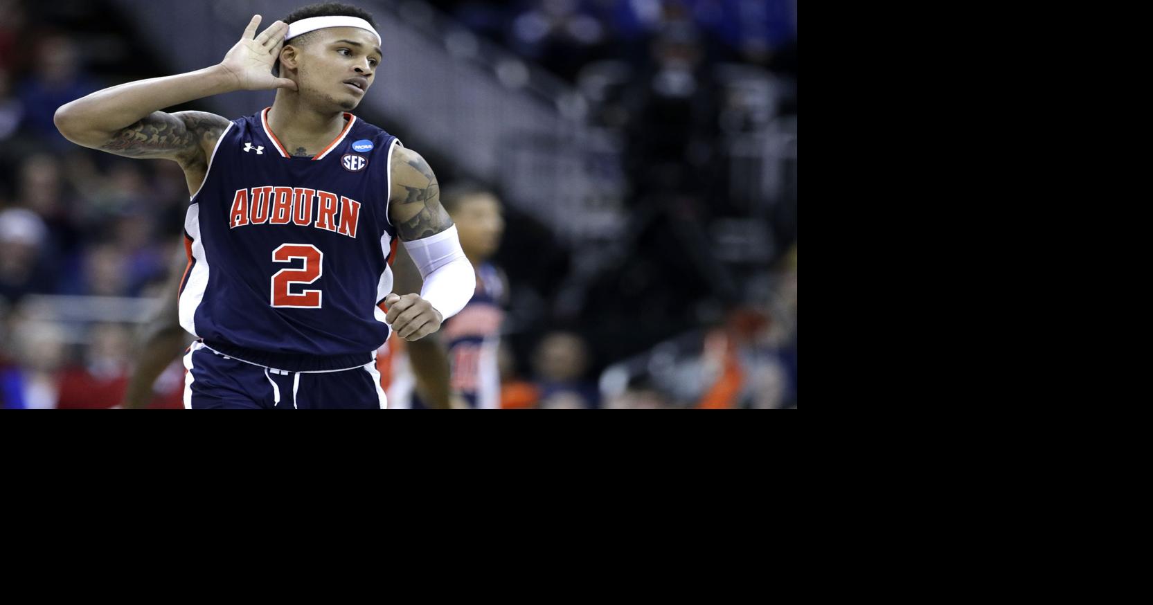 Bryce Brown signs professional contract with Celtics