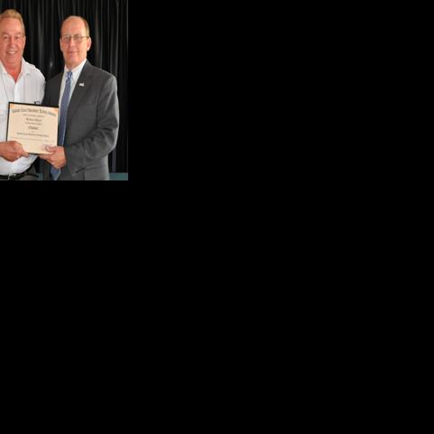 Lee County commissioner completes course