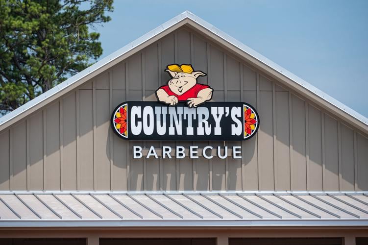 Country's Barbecue to close Friday, reopen next month