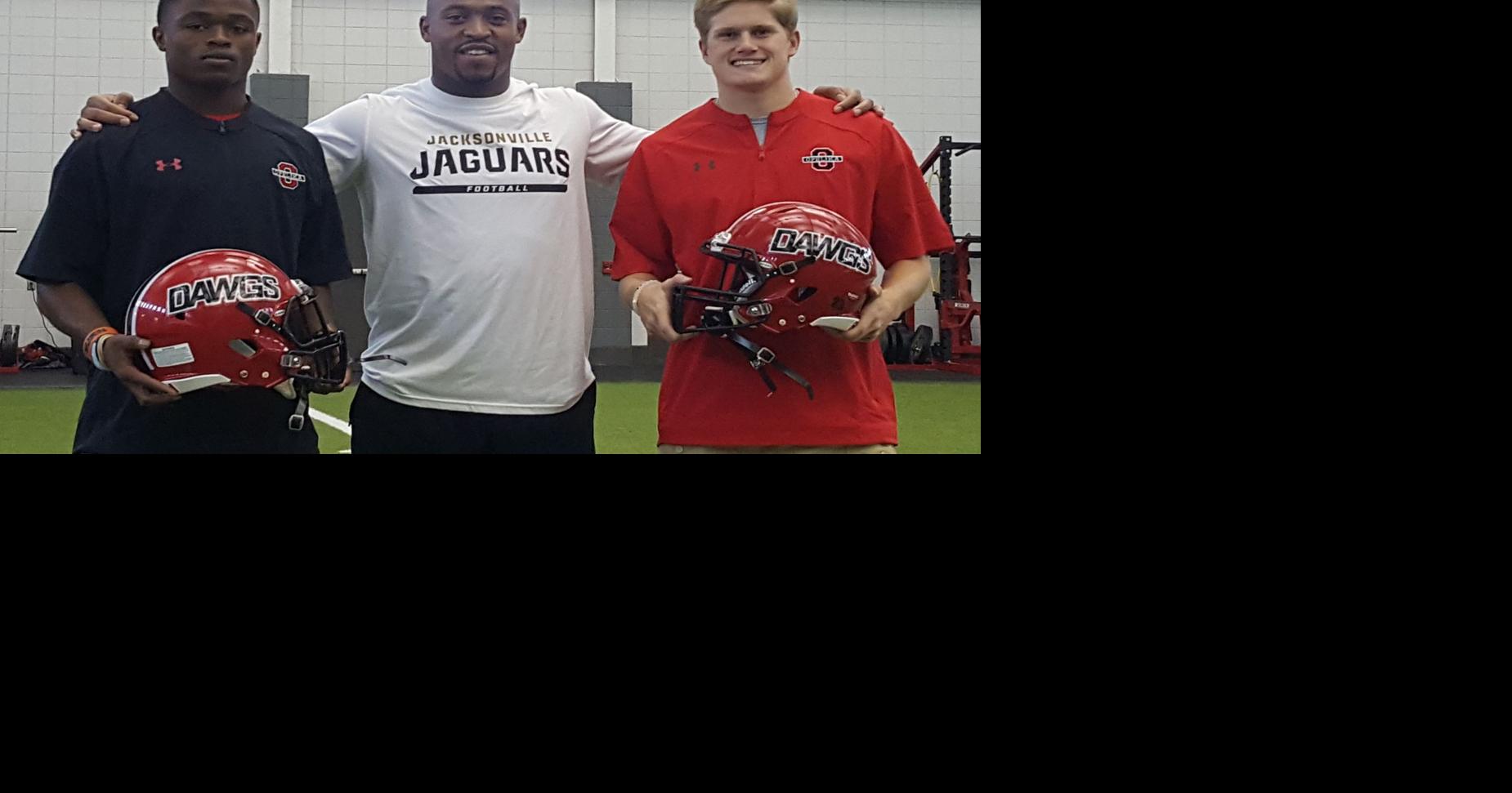 Corey Grant gives back to Opelika football program