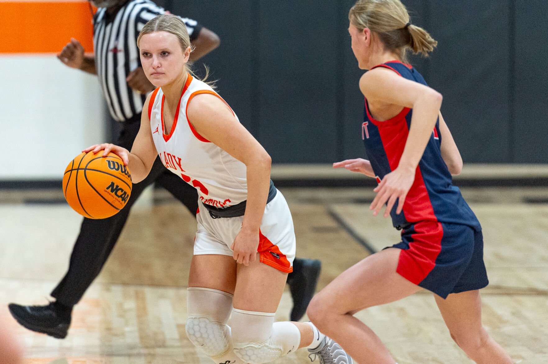 Glenwood girls basketball defeats Lee-Scott