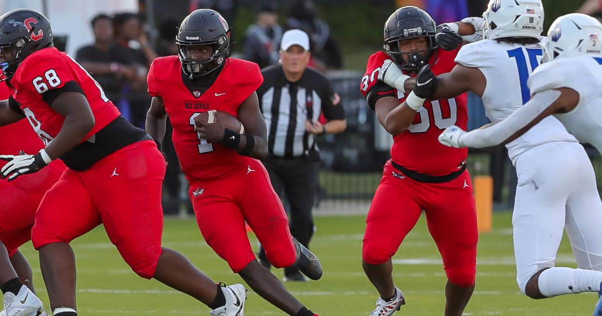 PHOTOS: Central-Phenix City football vs. IMG Academy PHOTOS: Central-Phenix City football vs. IMG Academy