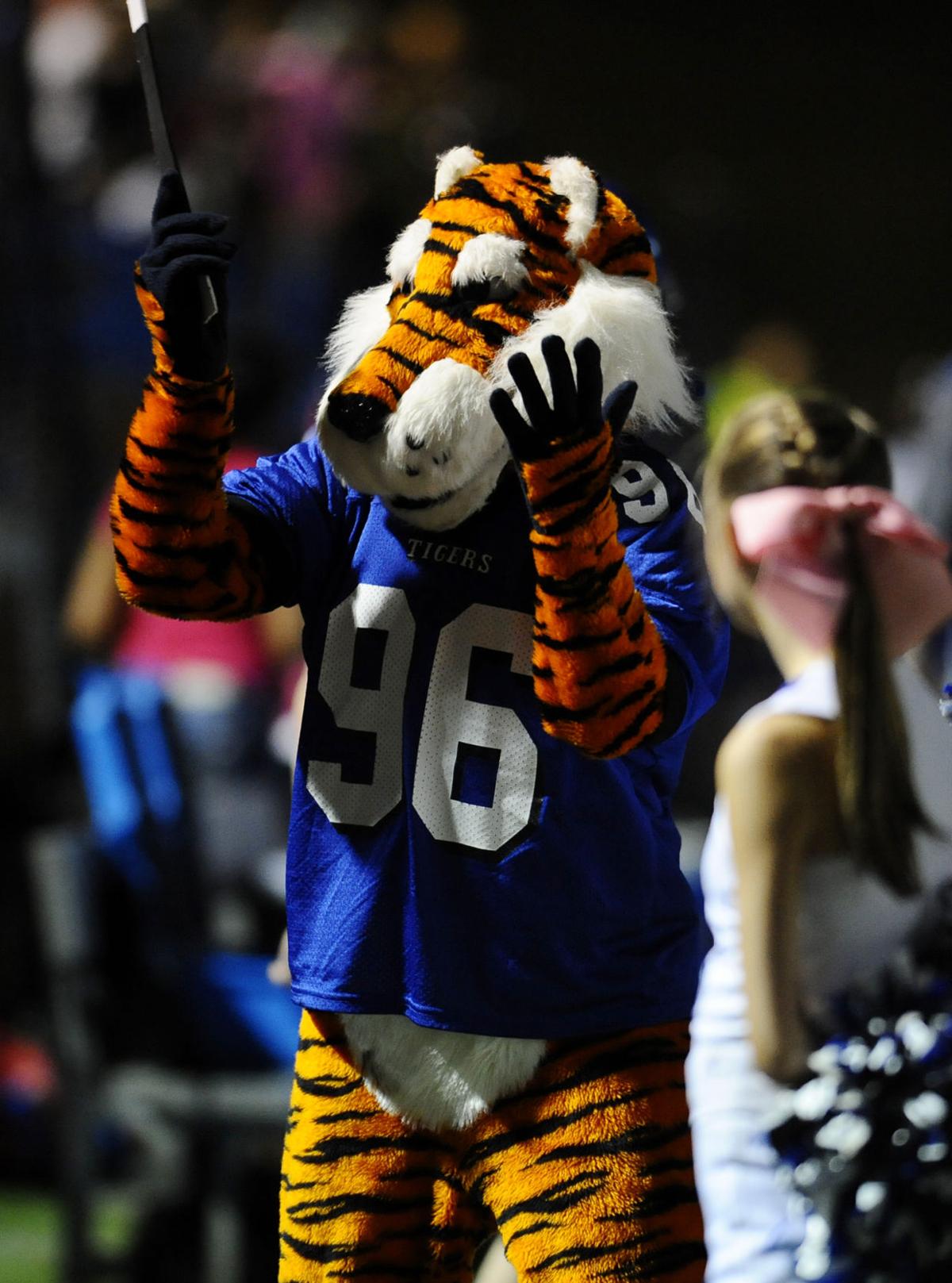 FOOTBALL: Jeff Davis at Auburn | Prep Blitz | oanow.com