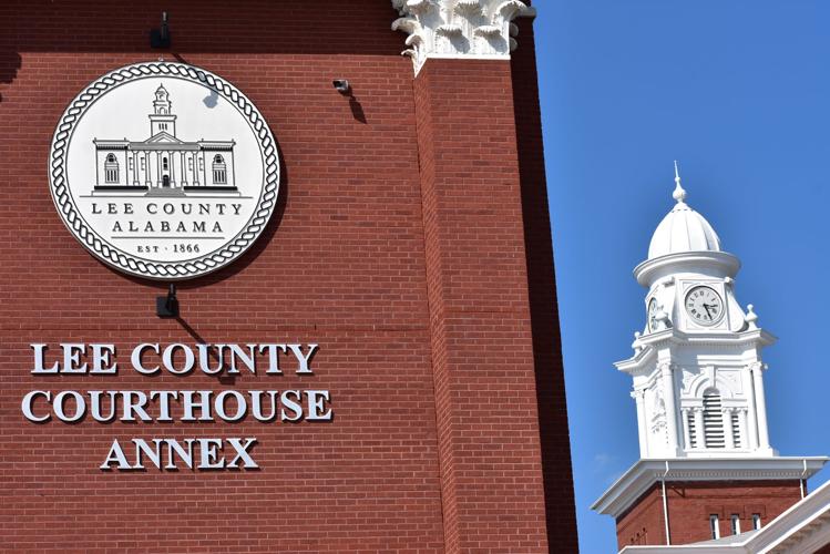 Leaders, residents celebrate Lee County Courthouse