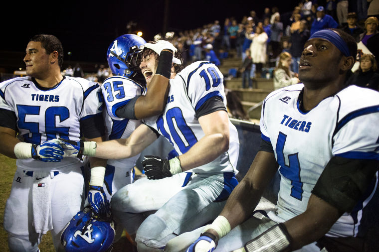 HS FOOTBALL: Auburn vs. Foley | Photo Gallery | oanow.com