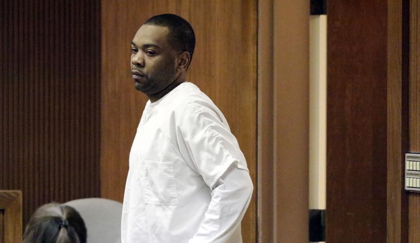 Convicted killer returns to courtroom in fight to leave death row