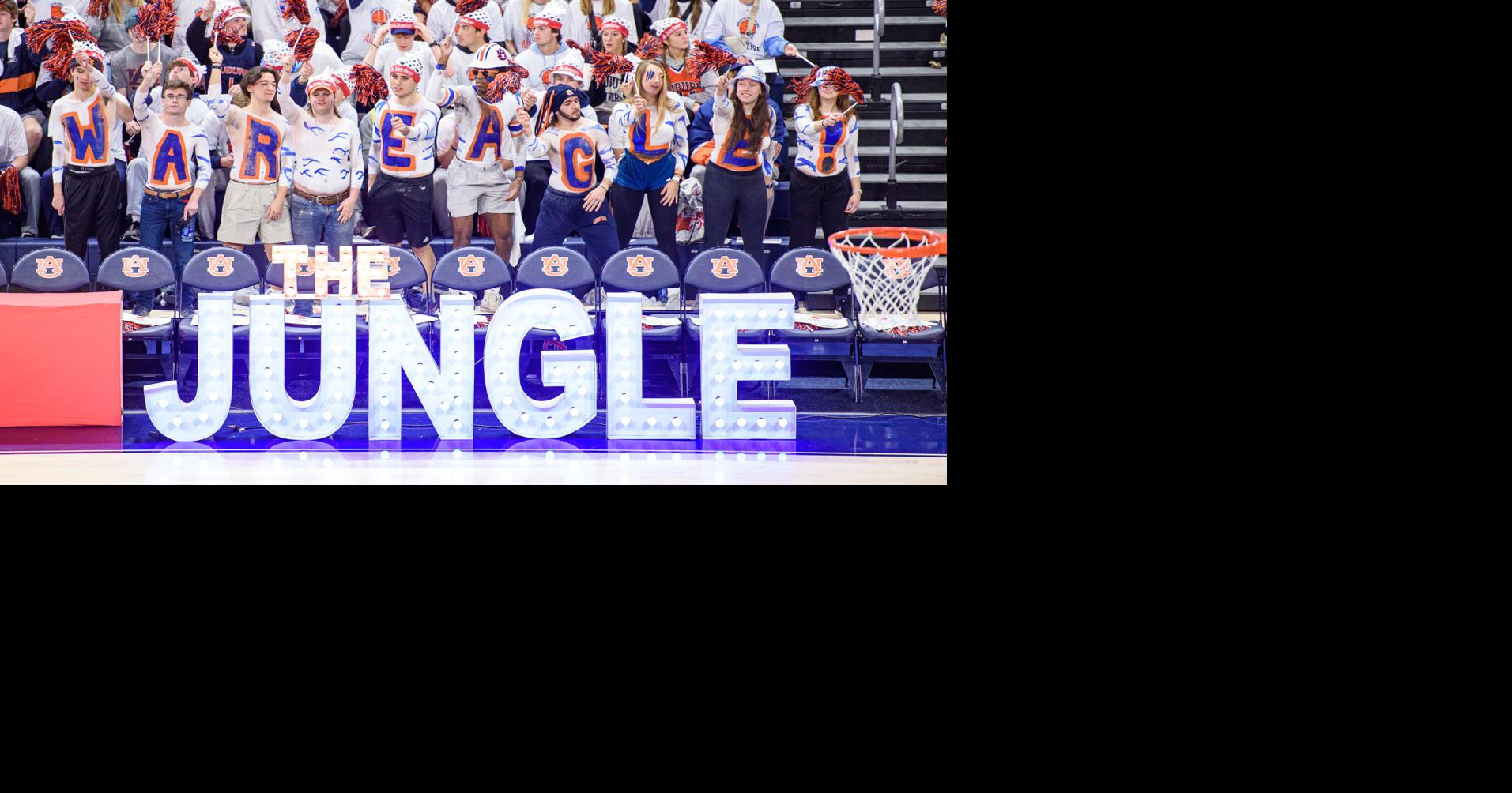 PHOTOS: College Gameday in Neville Arena