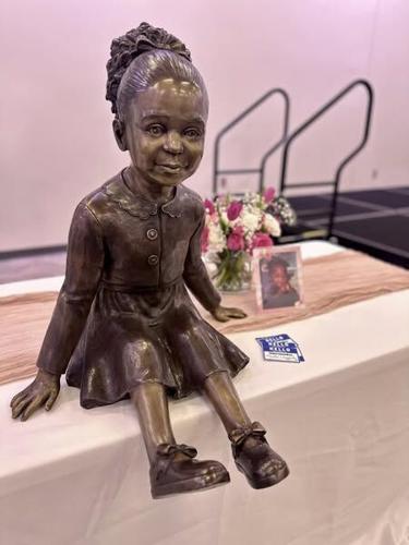 Opelika unveil Amore Wiggins statue